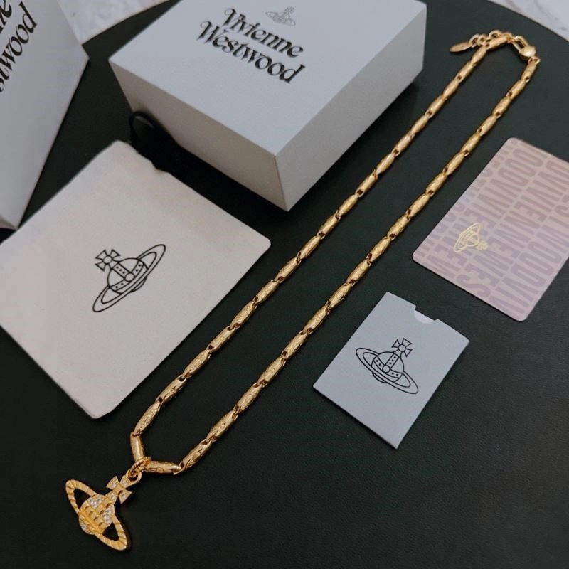 Reasonably priced Vivienne Westwood Necklaces