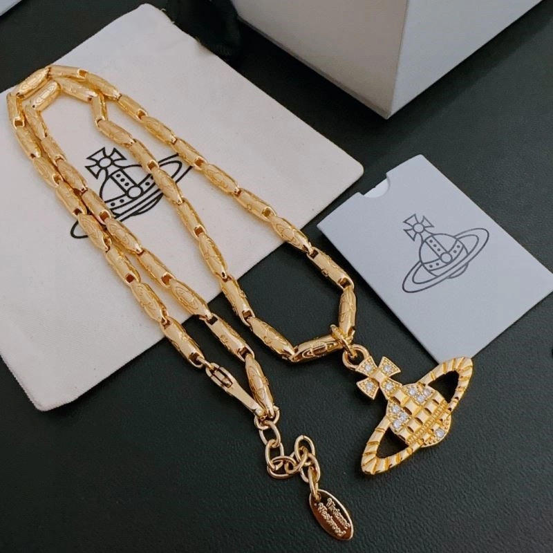 Reasonably priced Vivienne Westwood Necklaces