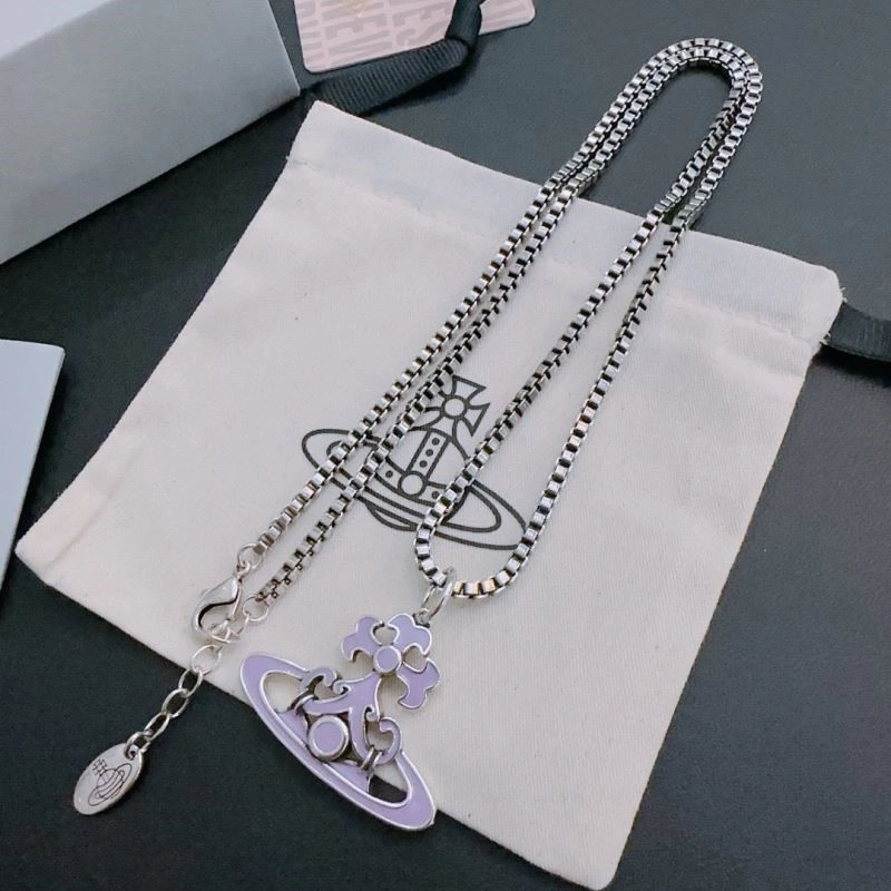 Legit Vivienne Westwood Necklaces
