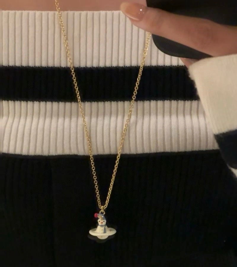 Factory-made Vivienne Westwood Necklaces