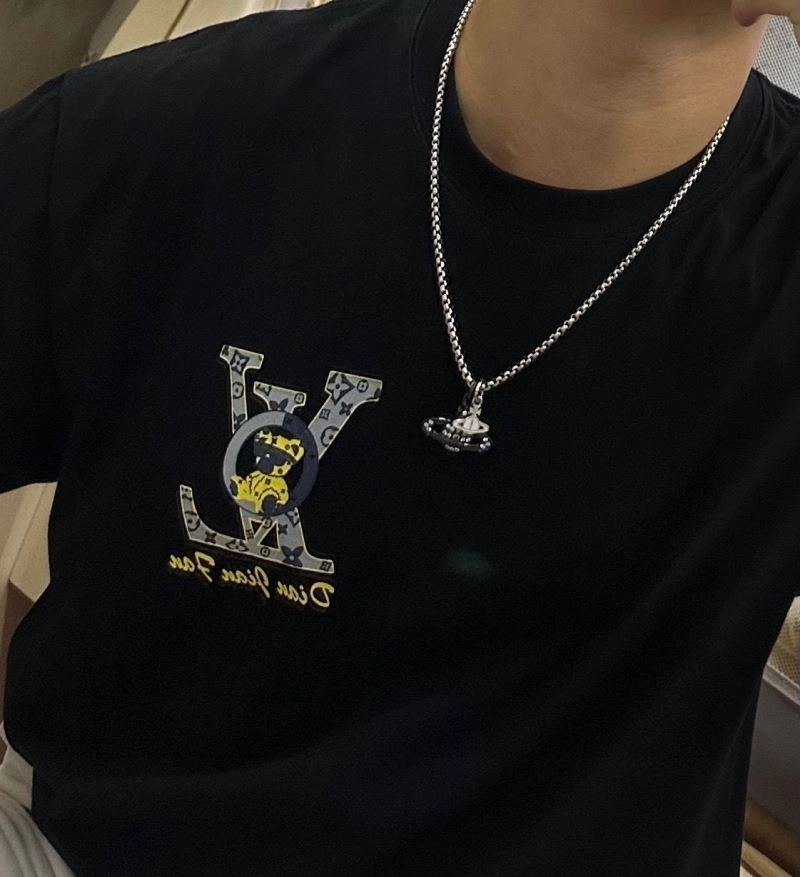 Discounted Vivienne Westwood Necklaces