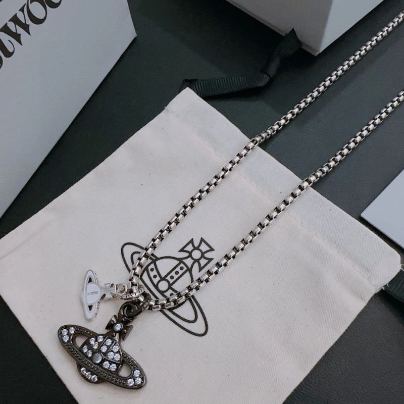 Discounted Vivienne Westwood Necklaces