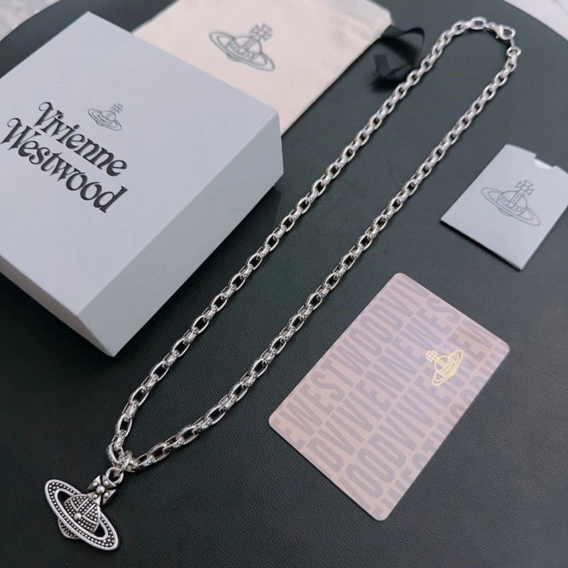 Low-cost Vivienne Westwood Necklaces
