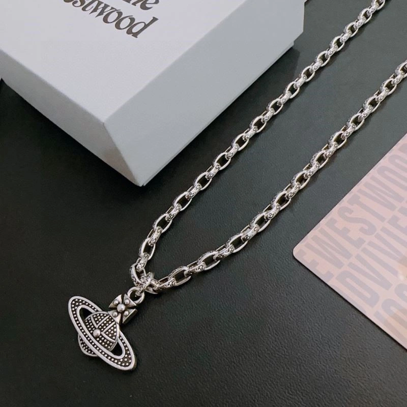 Low-cost Vivienne Westwood Necklaces