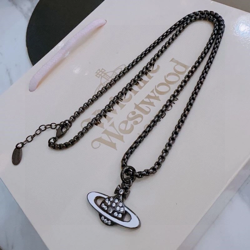 Reasonably priced Vivienne Westwood Necklaces