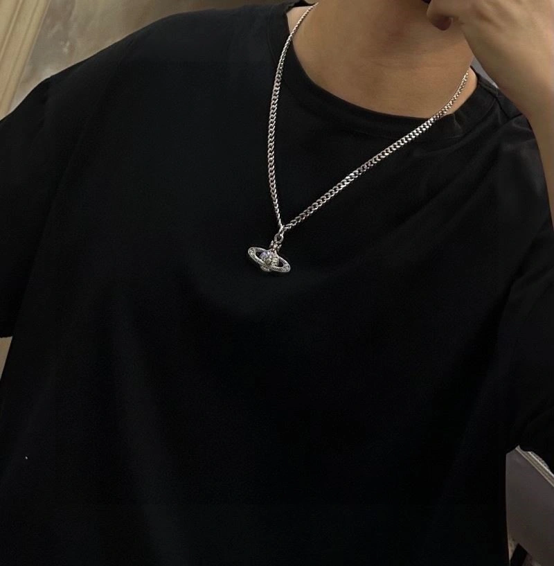 Economical Vivienne Westwood Necklaces