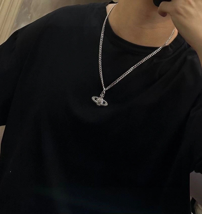 Economical Vivienne Westwood Necklaces