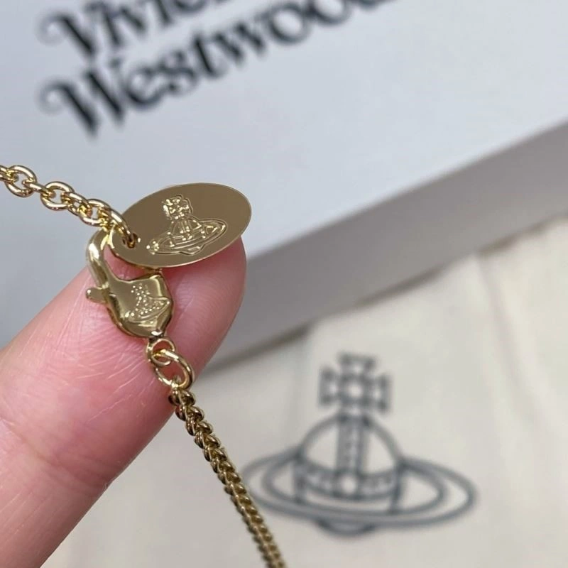 High fidelity Vivienne Westwood Necklaces