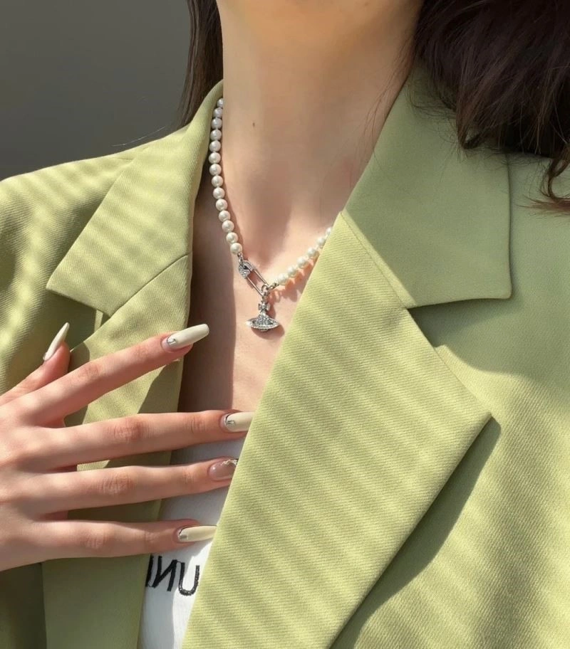High accuracy Vivienne Westwood Necklaces