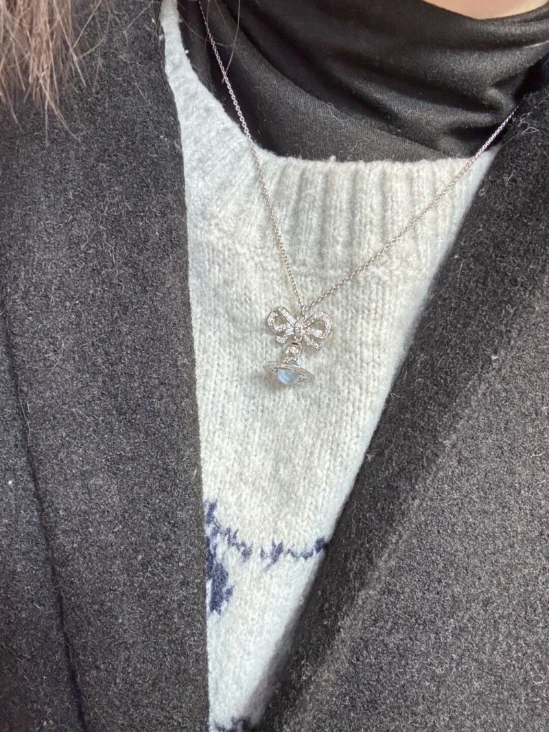 Top mirror Vivienne Westwood Necklaces
