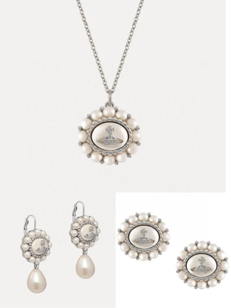 Vivienne Westwood Necklaces