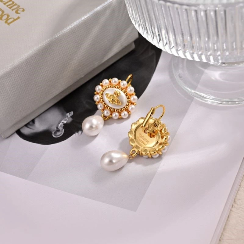 Discounted Vivienne Westwood Necklaces