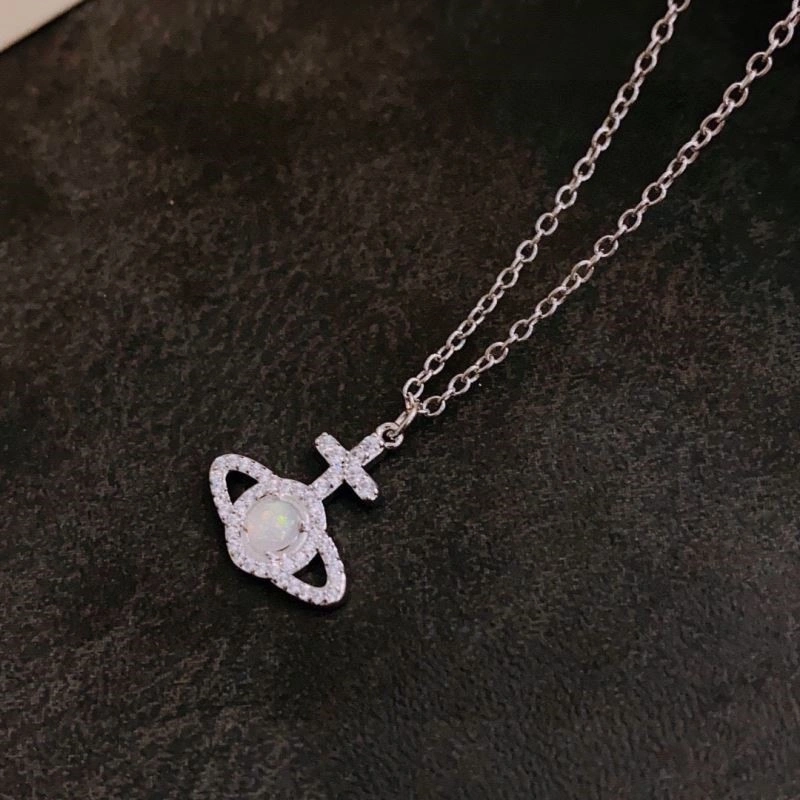 Cut-rate Vivienne Westwood Necklaces