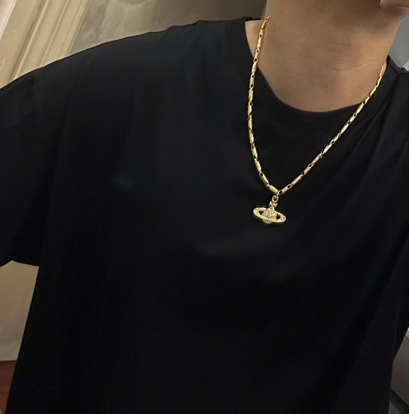 Factory-made Vivienne Westwood Necklaces