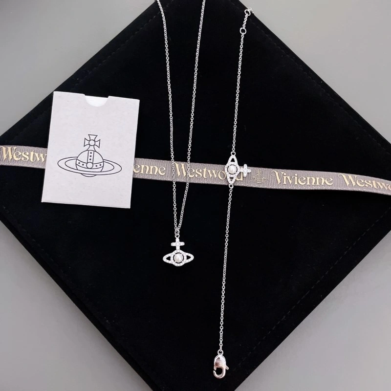 Bargain Vivienne Westwood Necklaces