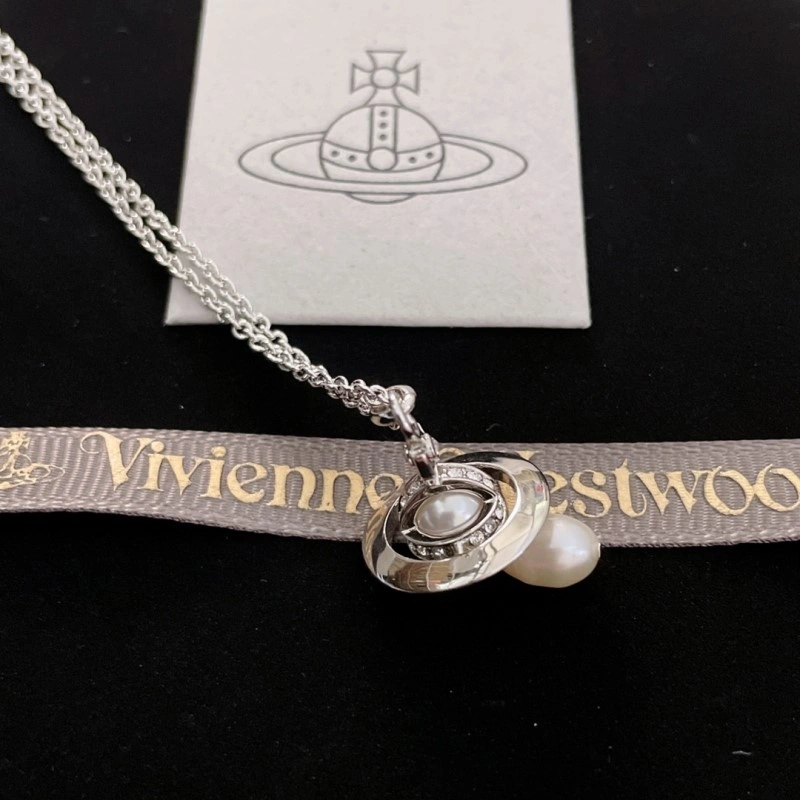 Precise copy Vivienne Westwood Necklaces