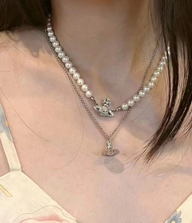Brand-original Vivienne Westwood Necklaces