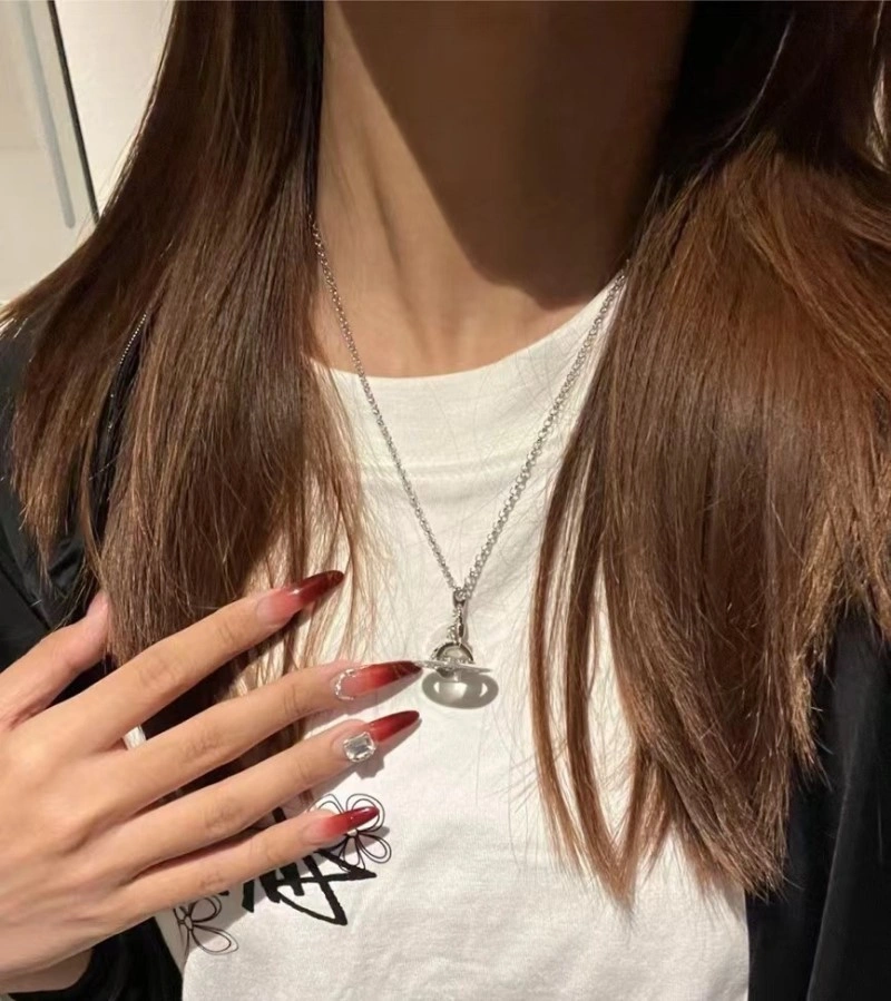 Brand-original Vivienne Westwood Necklaces