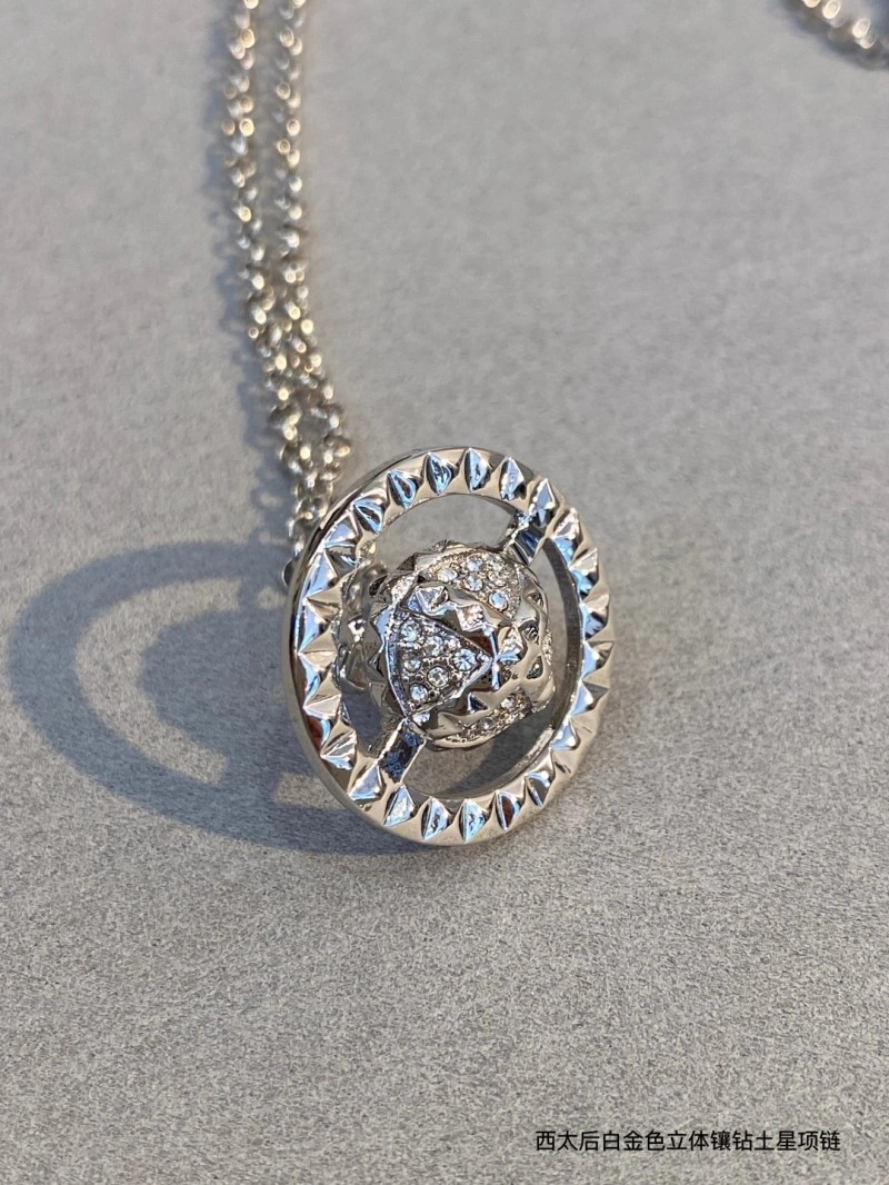 Economical Vivienne Westwood Necklaces