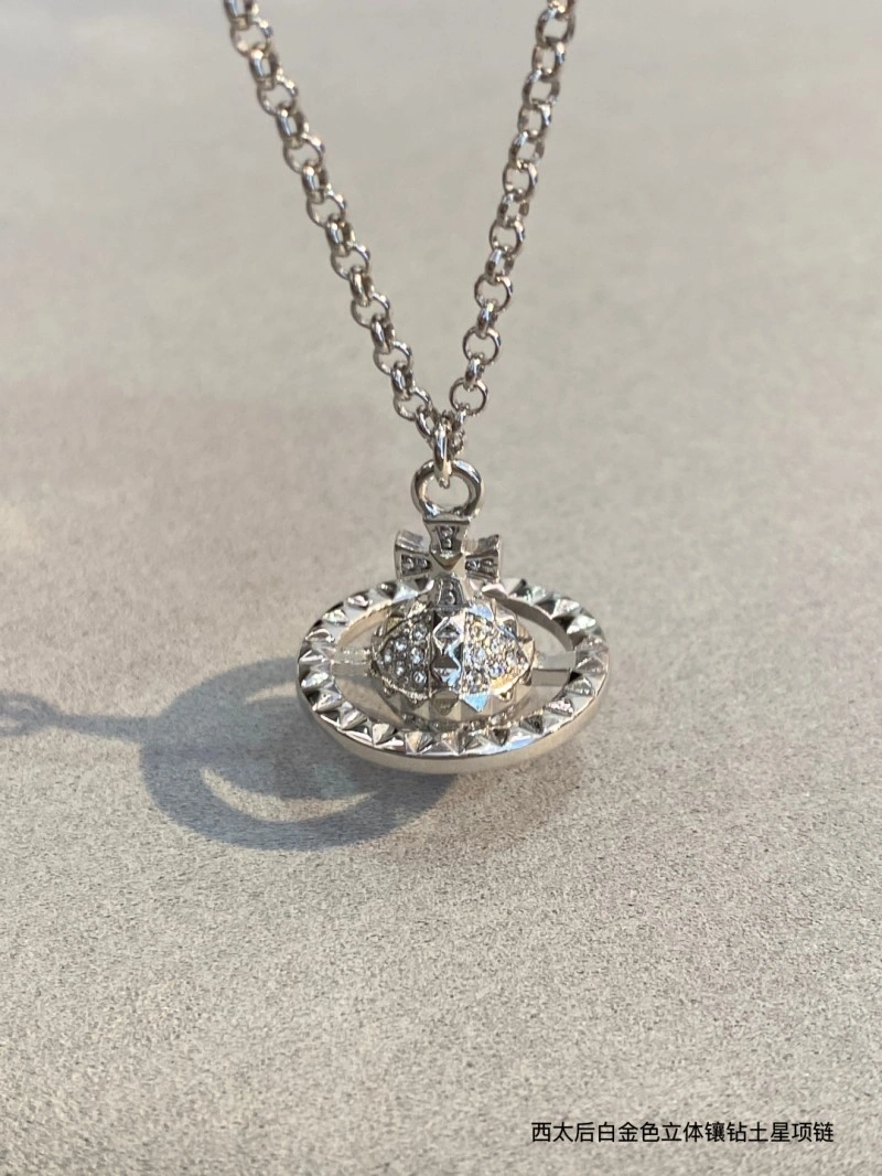 Economical Vivienne Westwood Necklaces