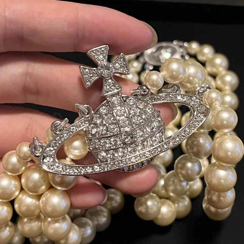 Inexpensive Vivienne Westwood Necklaces