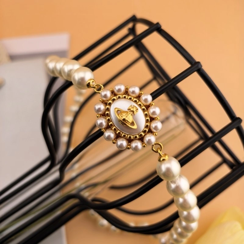 Precise copy Vivienne Westwood Necklaces