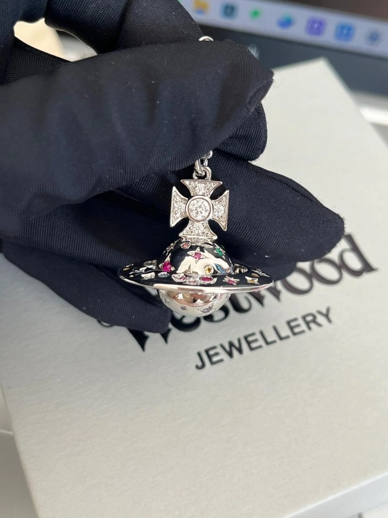 Vivienne Westwood Necklaces
