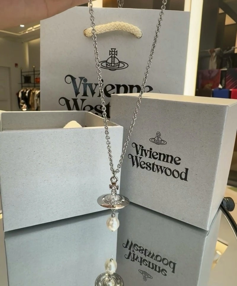 Mirror quality Vivienne Westwood Necklaces