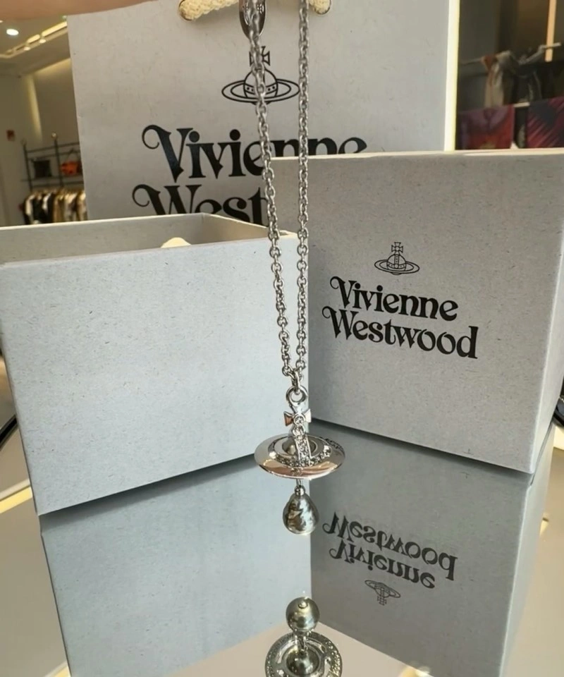 Mirror quality Vivienne Westwood Necklaces