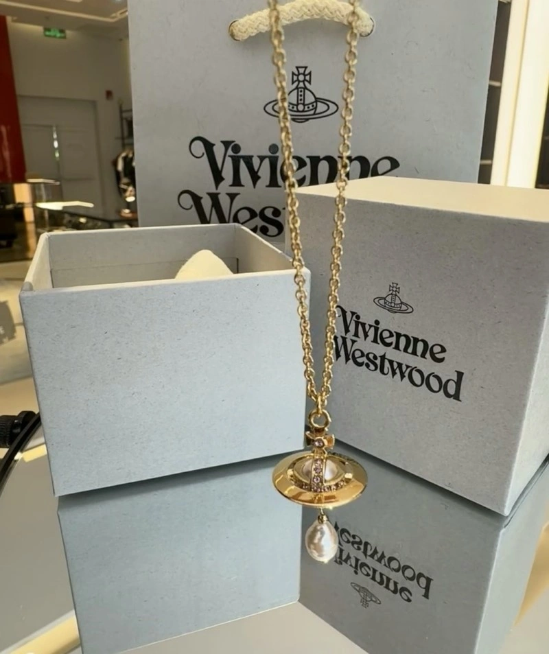 Mirror quality Vivienne Westwood Necklaces