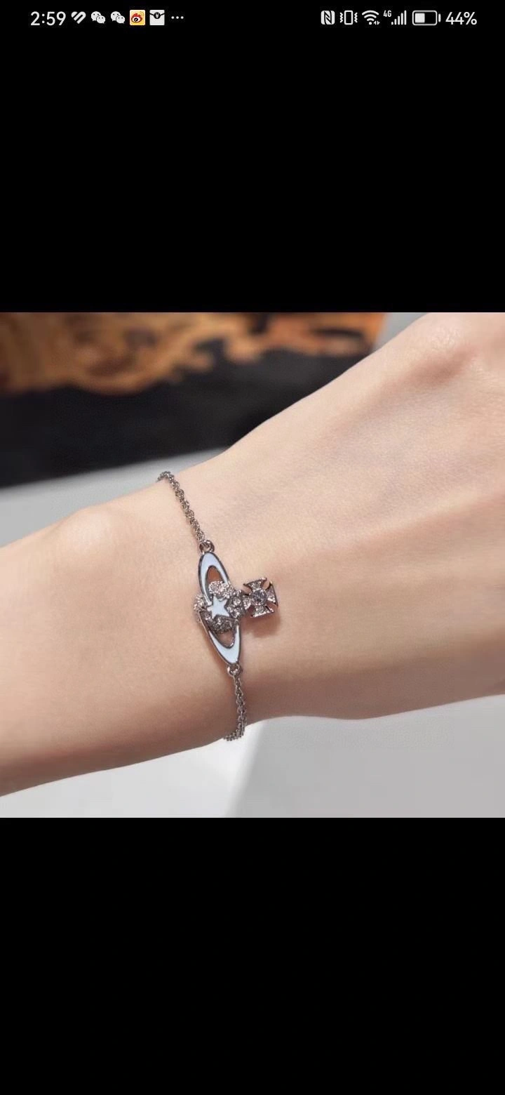 Inexpensive Vivienne Westwood Necklaces