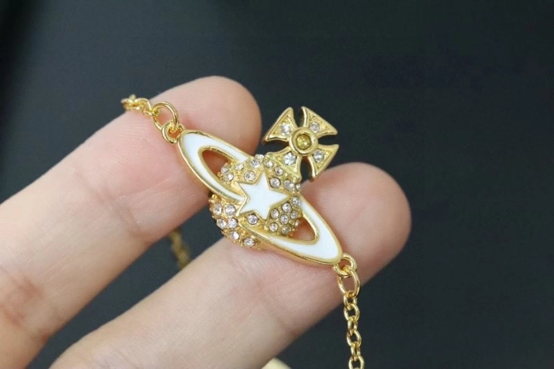 Inexpensive Vivienne Westwood Necklaces