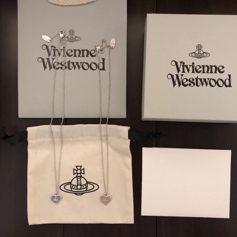 Low-cost Vivienne Westwood Necklaces