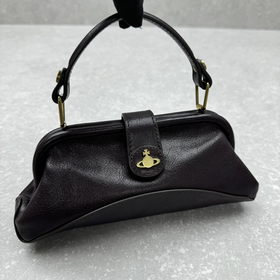 High accuracy Vivienne Westwood Satchel Bags