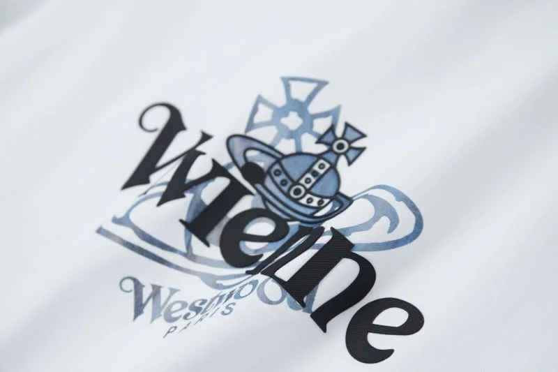 Bargain Vivienne Westwood T-Shirts