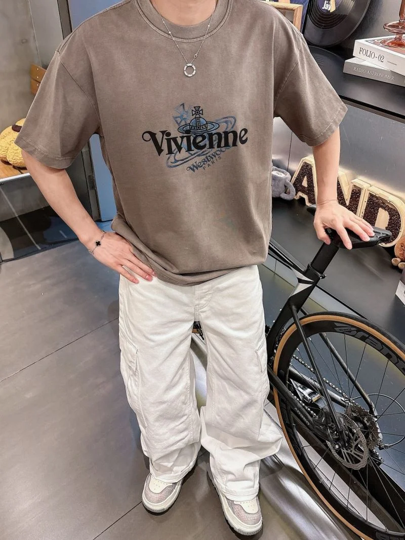 Low-cost Vivienne Westwood T-Shirts