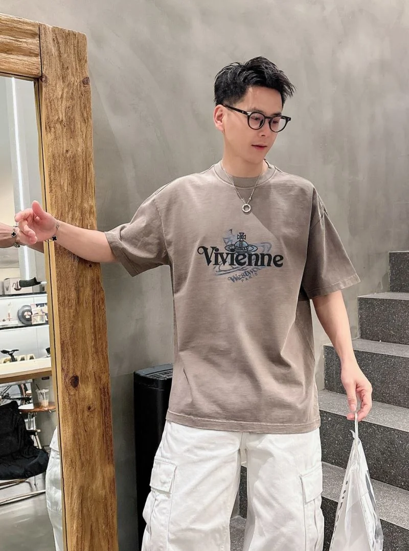Low-cost Vivienne Westwood T-Shirts