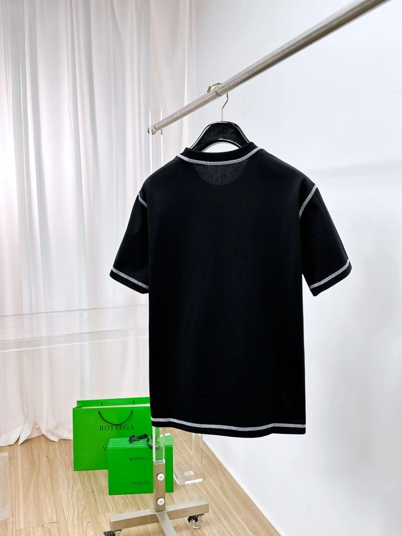 Low-cost Vivienne Westwood T-Shirts