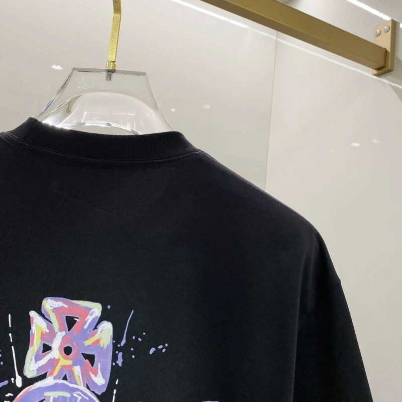 Bargain Vivienne Westwood T-Shirts