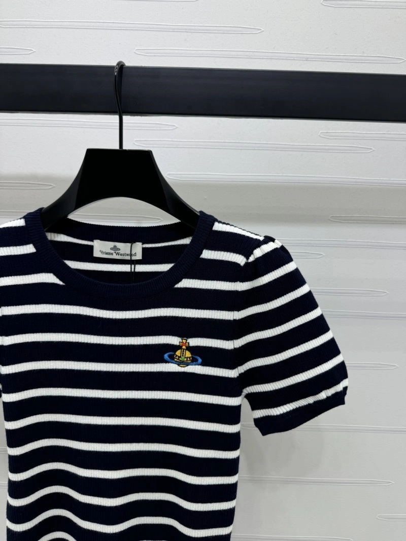 Accurate model Vivienne Westwood T-Shirts