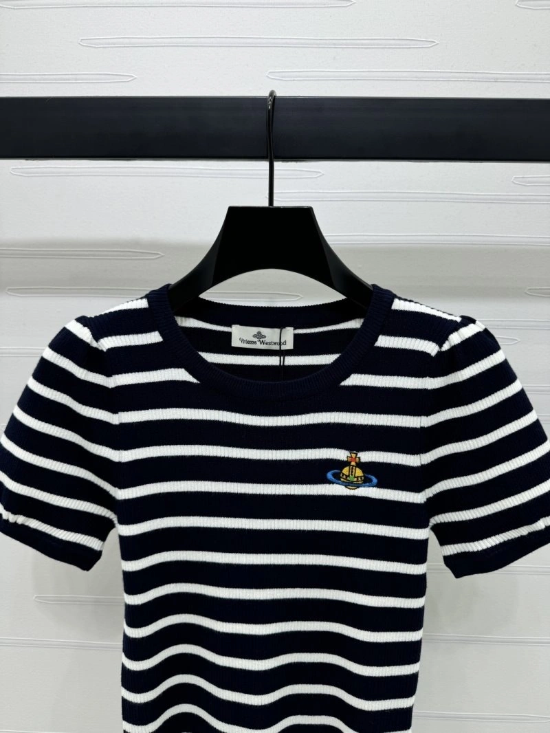 Accurate model Vivienne Westwood T-Shirts