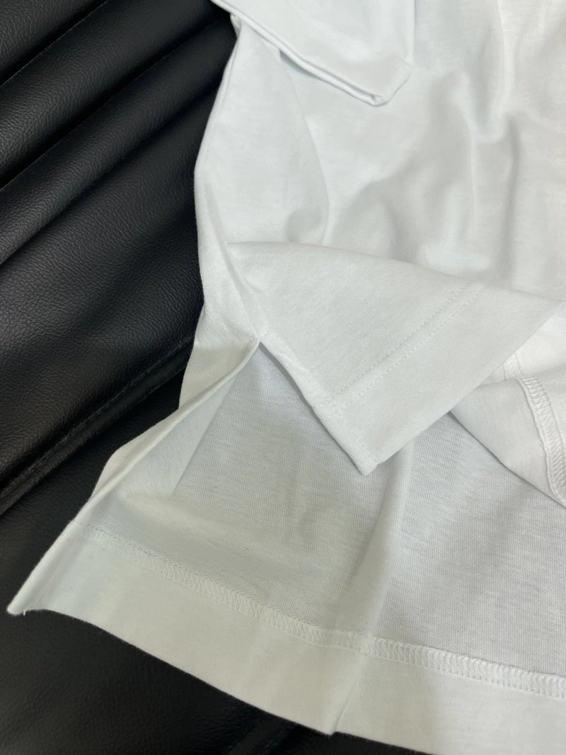 Indistinguishable Vivienne Westwood T-Shirts