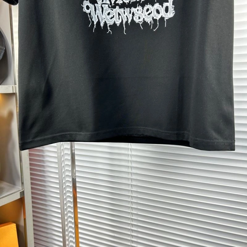 Factory-made Vivienne Westwood T-Shirts