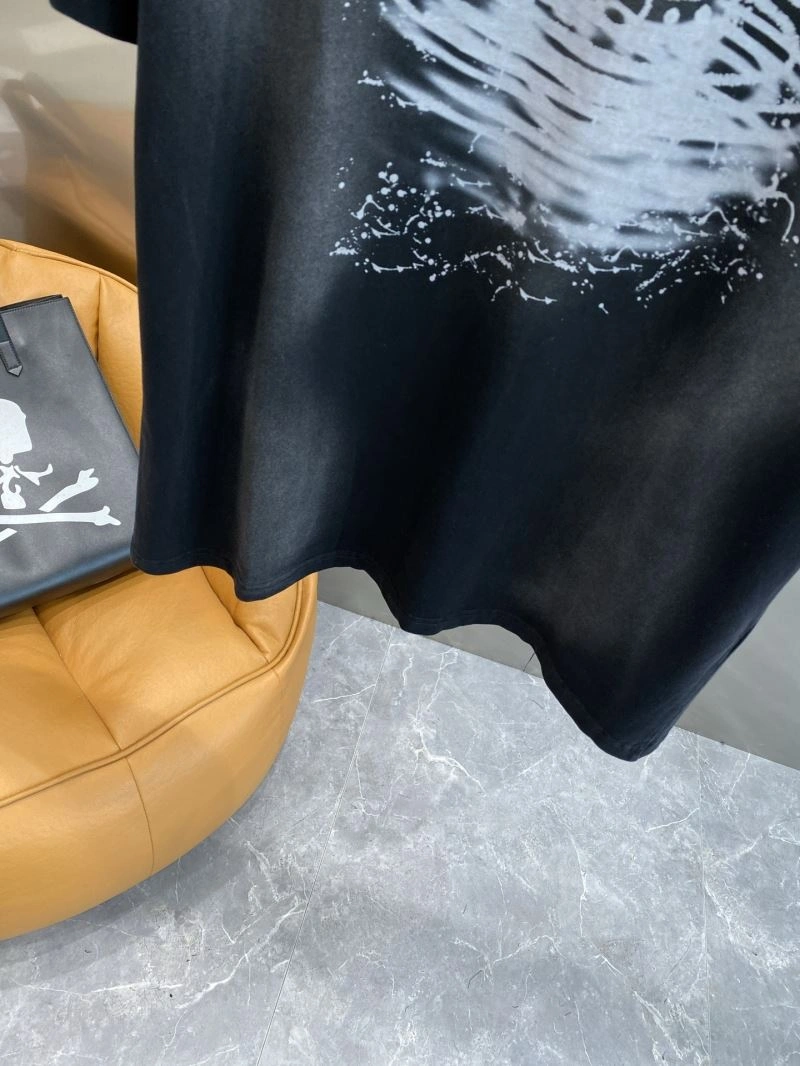 Real Vivienne Westwood T-Shirts