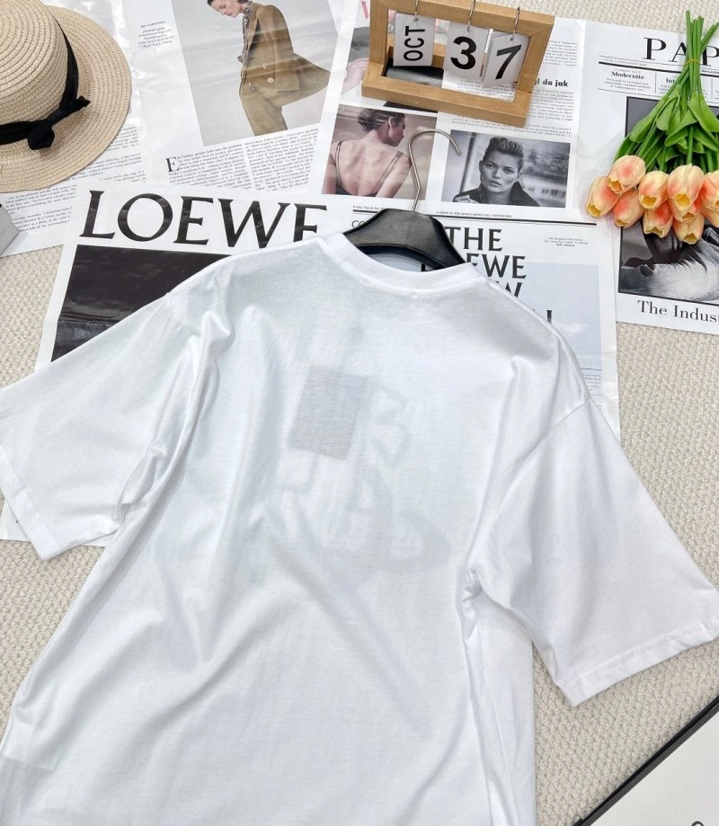 High accuracy Vivienne Westwood T-Shirts