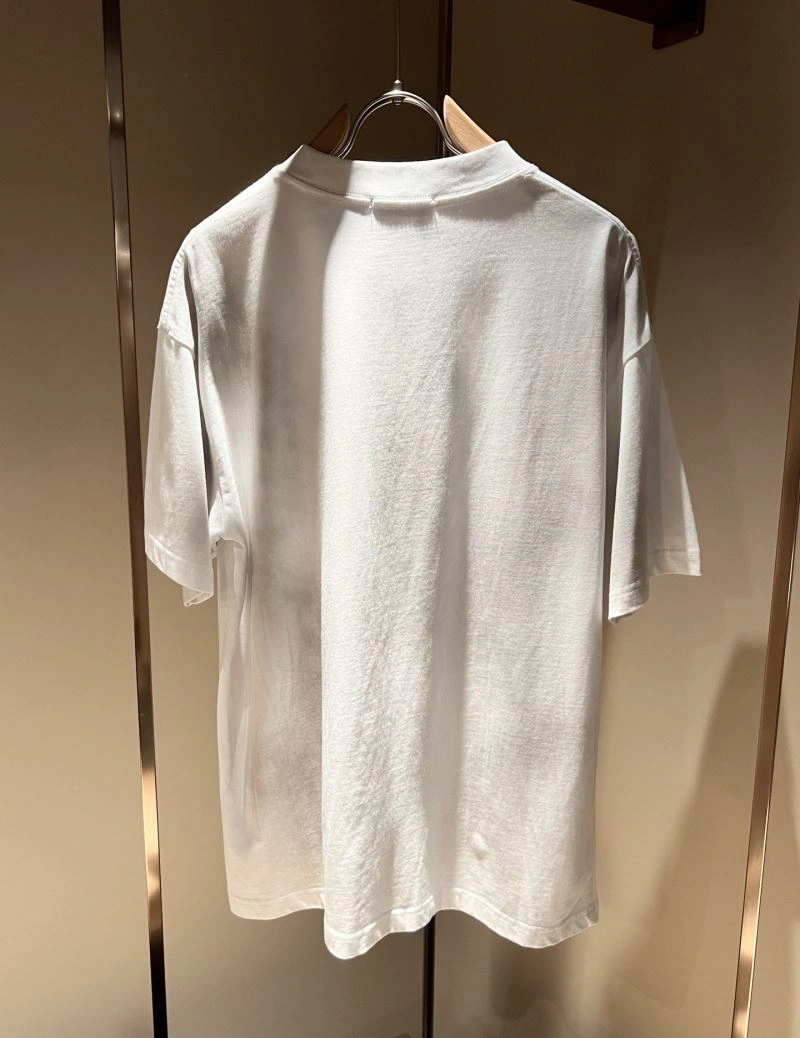Bargain Vivienne Westwood T-Shirts