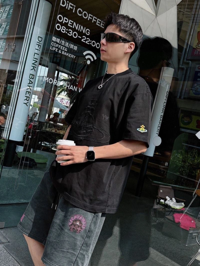 Economical Vivienne Westwood T-Shirts