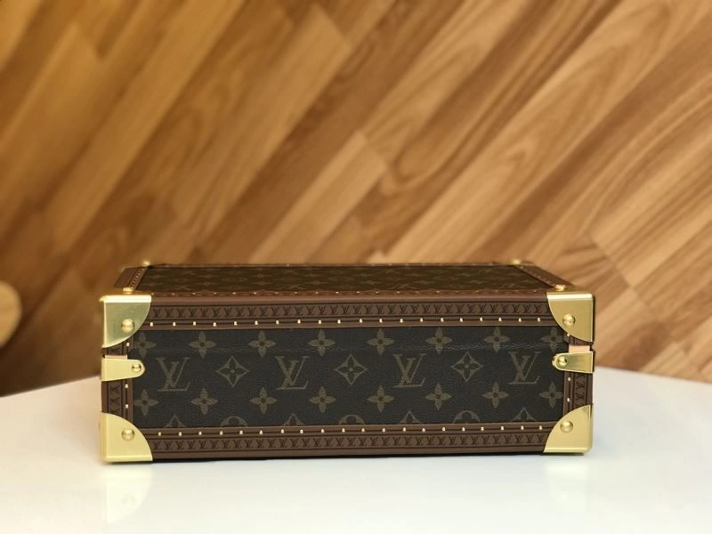 Low-cost Watch Box