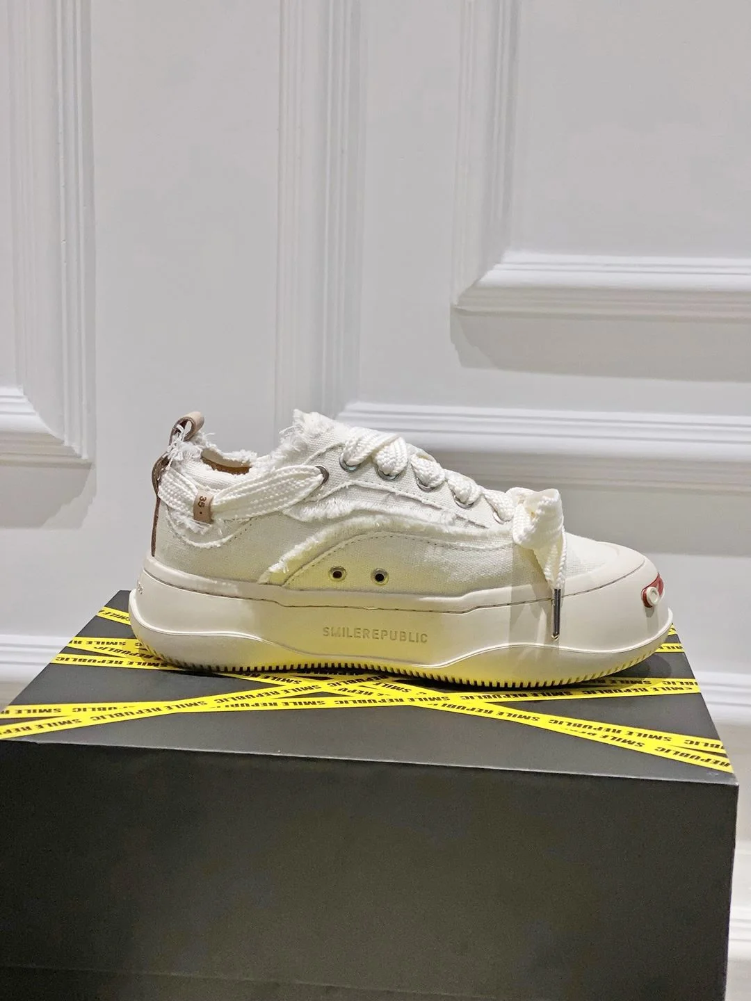 High fidelity Xvessel Shoes