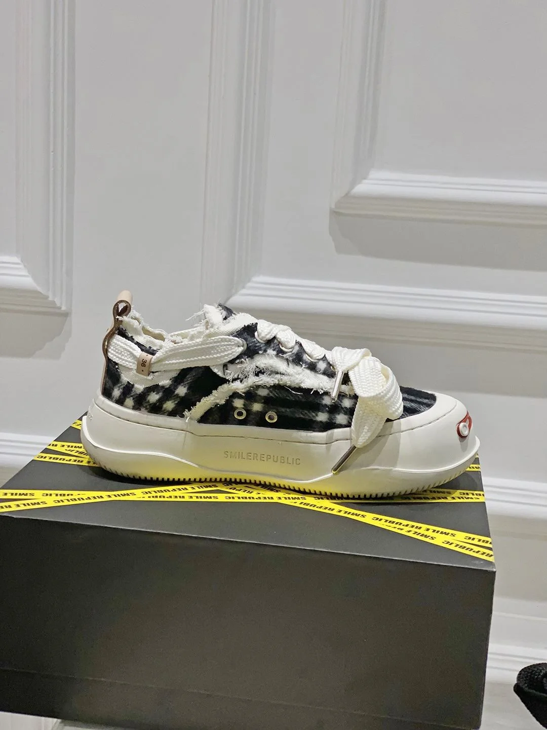 Value-priced Xvessel Shoes